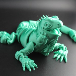 Articulated Flexible Iguana, Printverse Authorized Reseller, 3D Printed ...