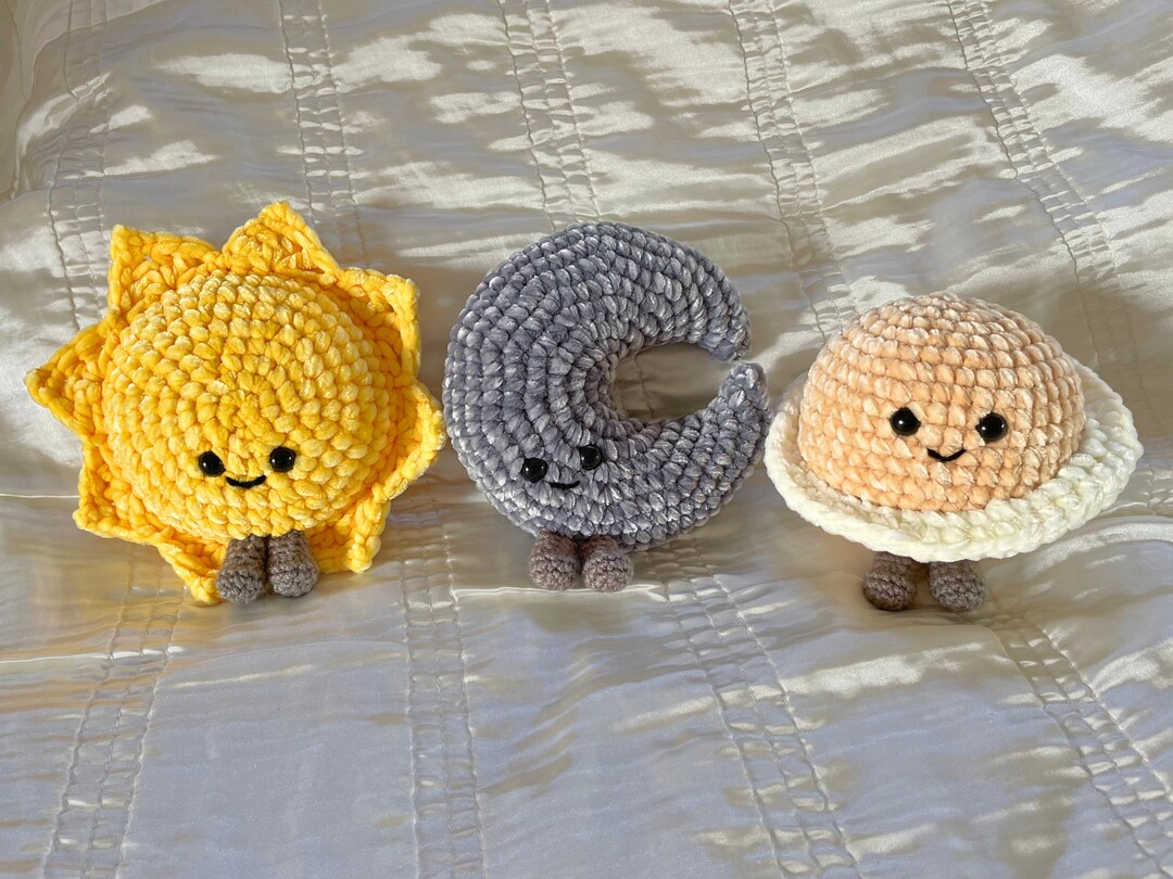 Moon, Saturn & Sun Crochet Plushies - Etsy