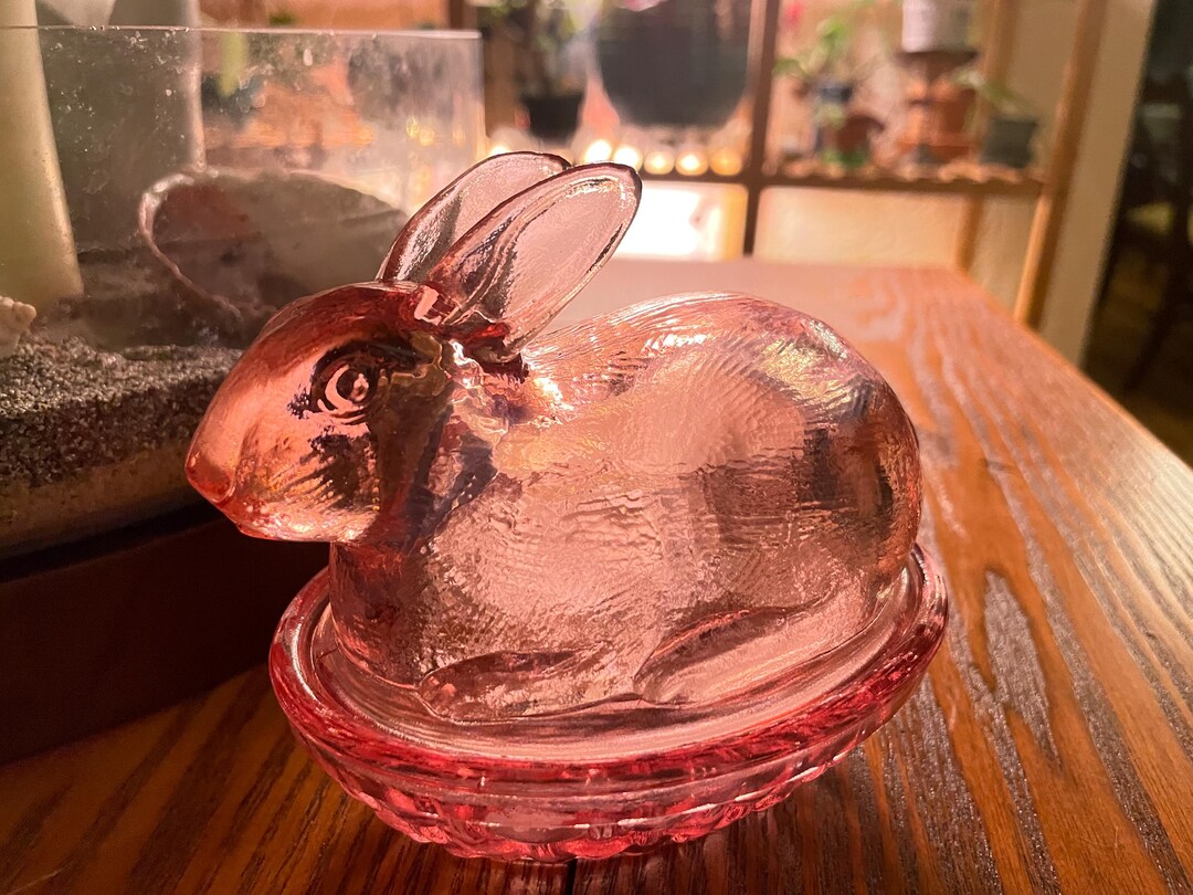 Vintage L.E. Smith Pink Glass Bunny Glass Candy Dish - Etsy