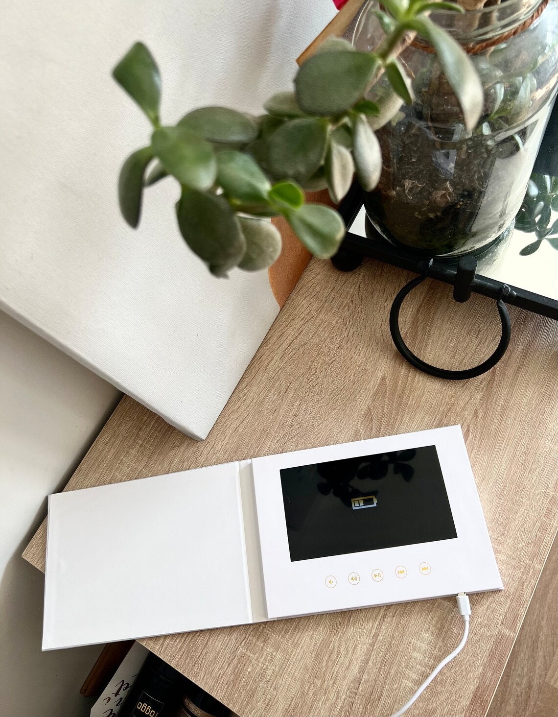 Linen Video Book | Wedding Video | Wedding Video Book | Motion Book ...