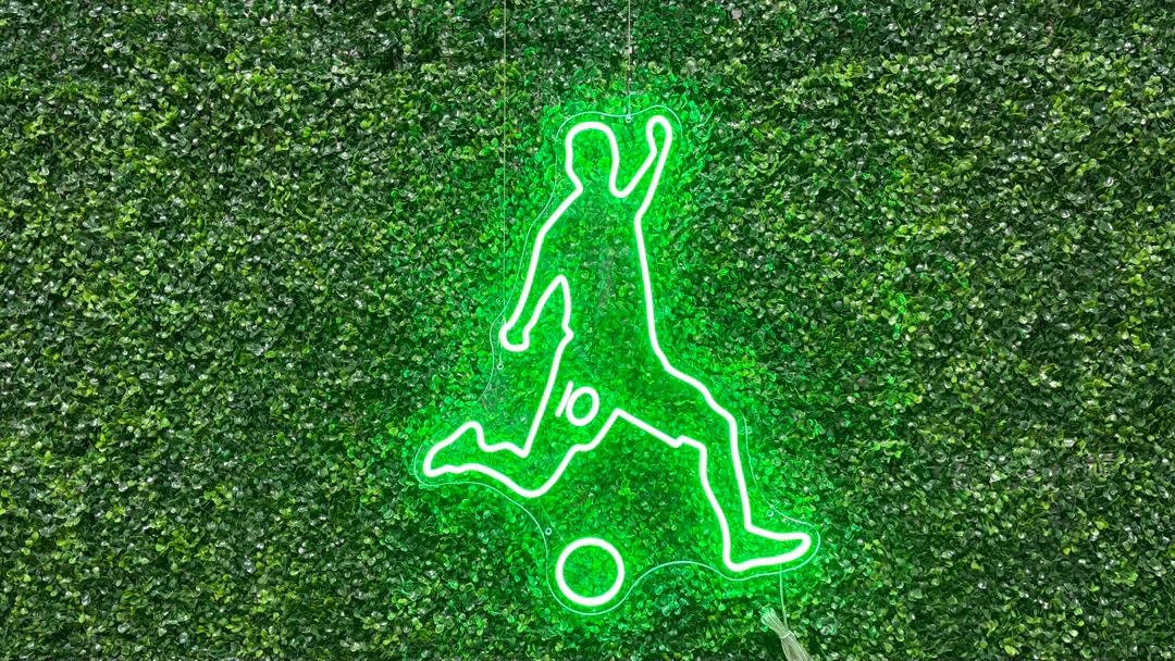 Soccer Player Neon Sign, Soccer Ball LED Light, Football Sports Neon ...