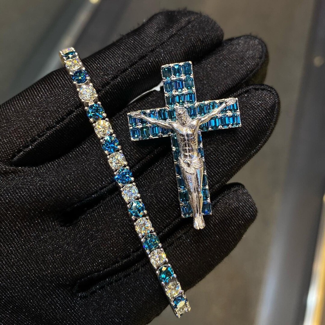 Jesus Cross Iced Out Hip Hop Pendant, Hip Hop Men Custom Cross ...