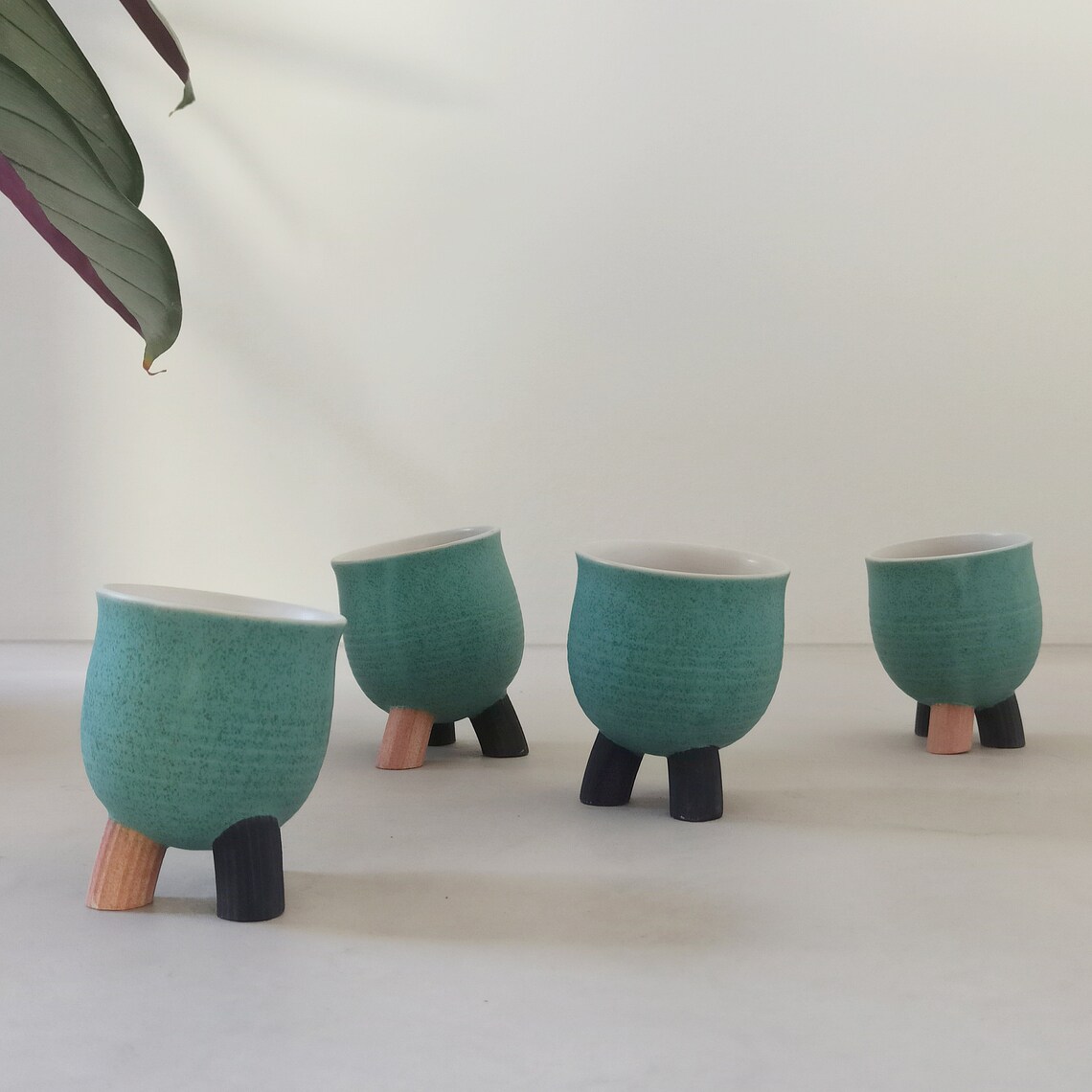 Vintage Memphis Style Tri-leg Cups Set of 4 Contemporary Artistic Cups ...