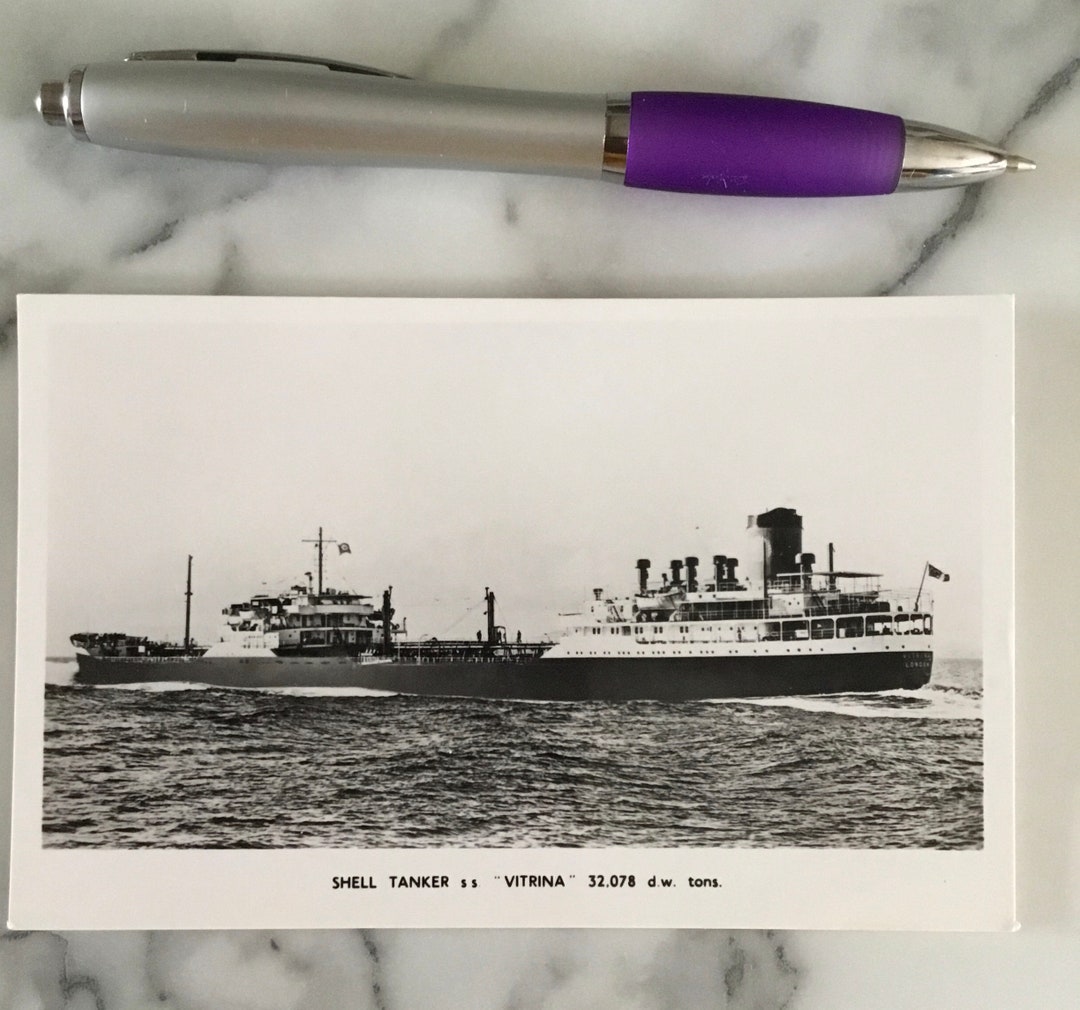 Shell Tanker Vitrina . Photo Card - Etsy