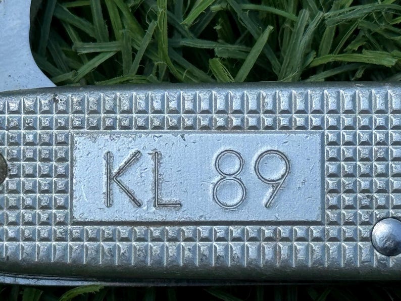 Army Pocket Knife KL 89 Dutch “royal Army” 1989 Victorinox. - Etsy