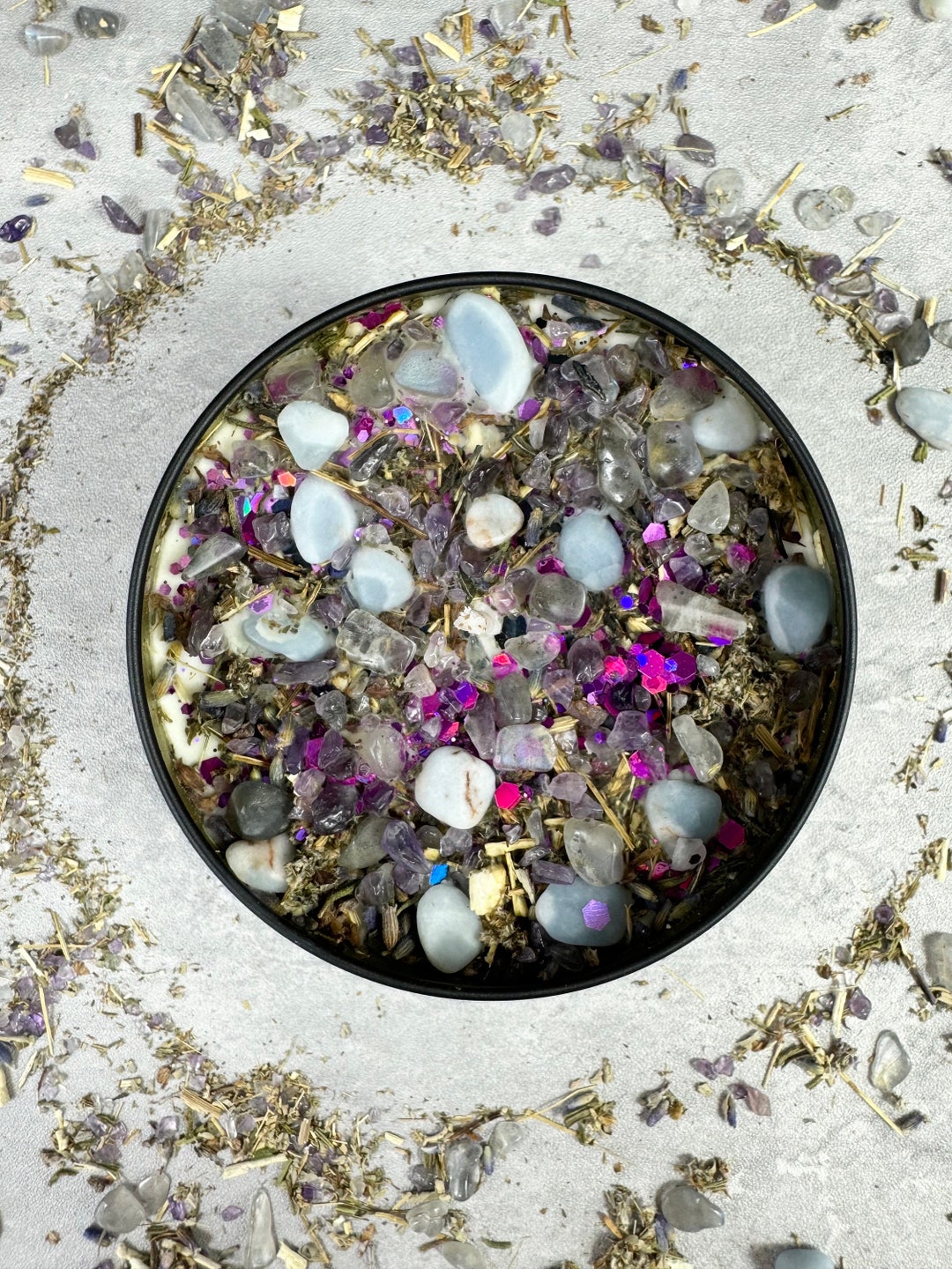 Intuition Soy Candle: Amethyst, Angelite & Labradorite Crystals - Dark ...