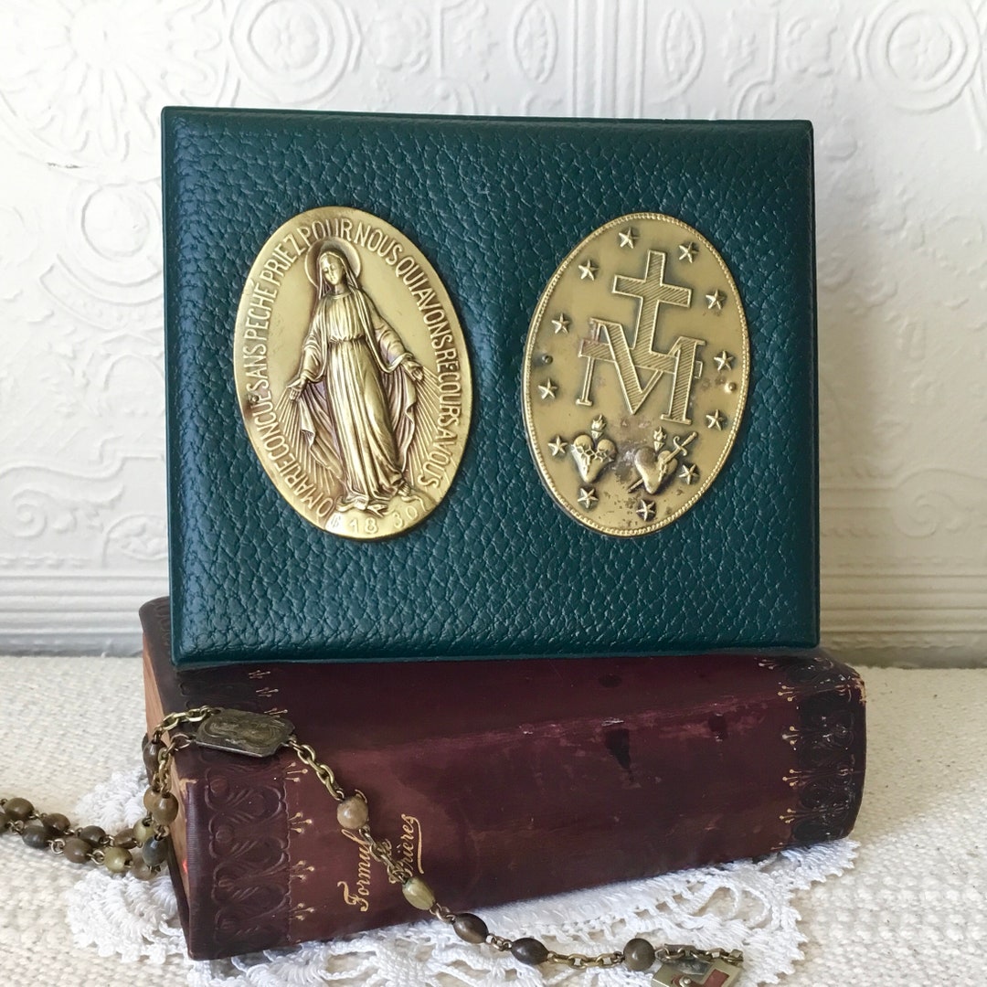 Religious Medallions on Frame, Vintage Religious Frame, Vintage ...
