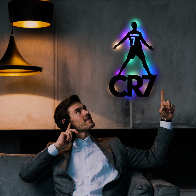 Illuminated Ronaldo CR7 Themed Painting, Gift for Valentine, Aesthetic ...