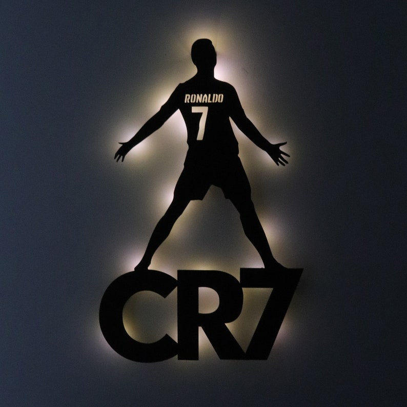 Illuminated Ronaldo CR7 Themed Painting, Gift for Valentine, Aesthetic ...