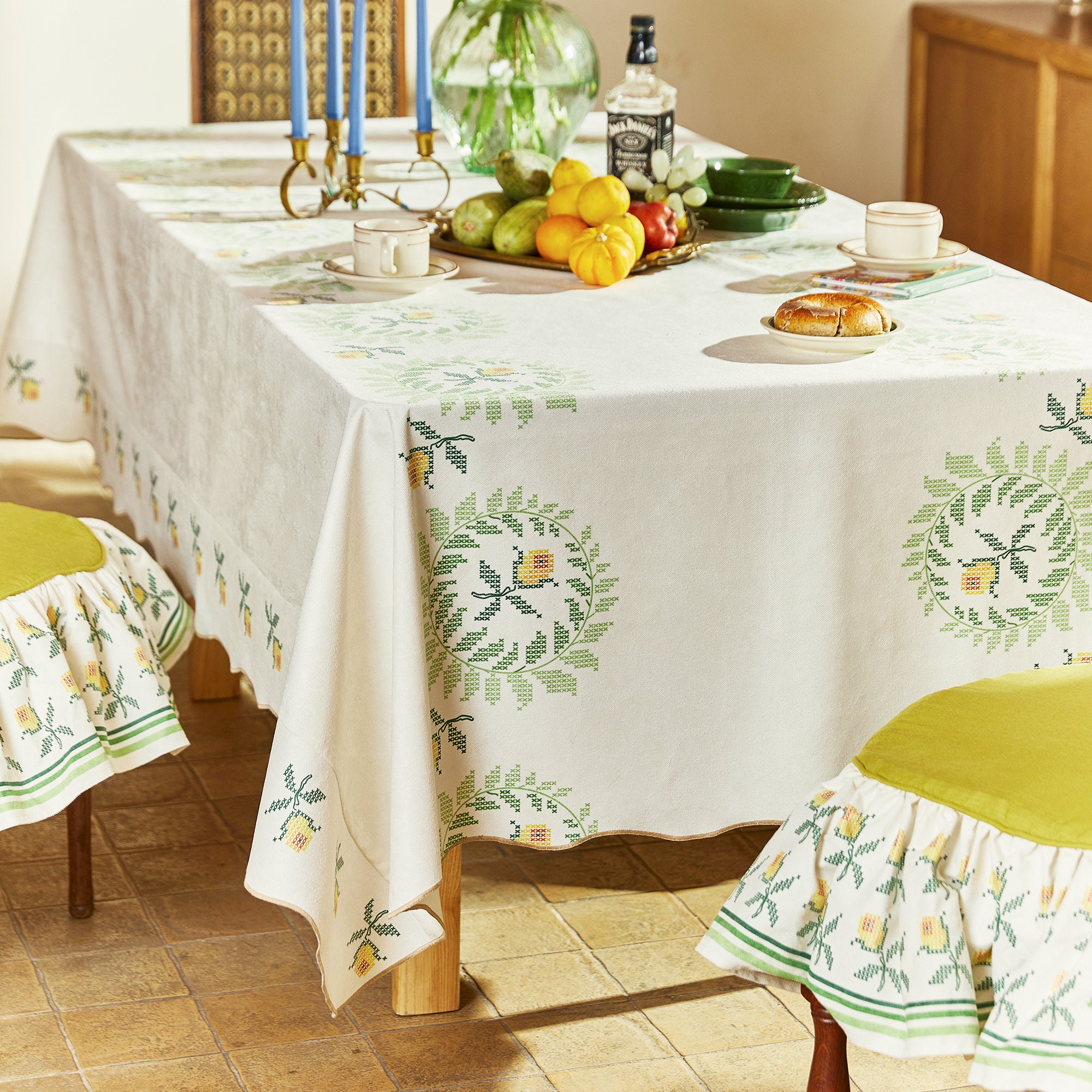 Floral Pattern Farmhouse Style Tablecloth Waterproof Table Cover for ...
