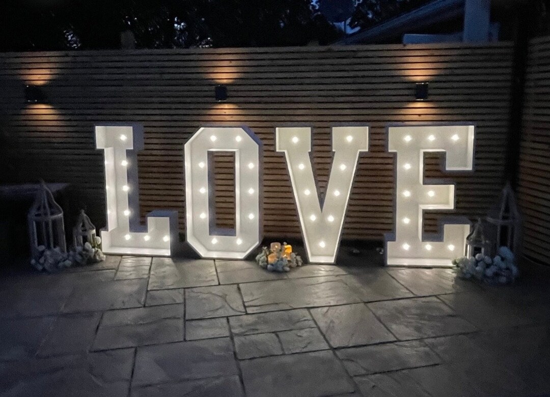 Large 4ft Love Sign Letters With Lights - Etsy