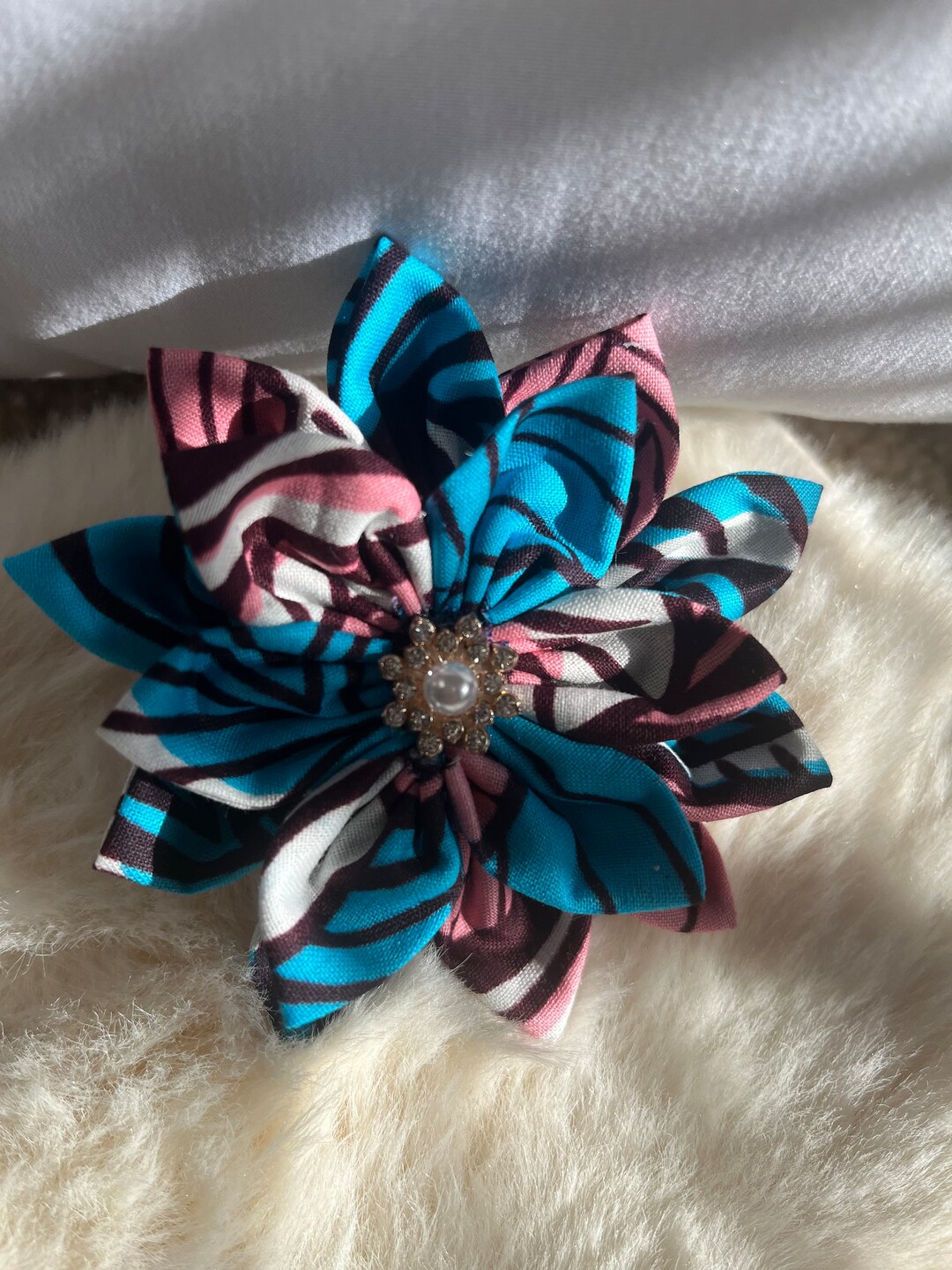JJOA Pink and Blue Cloth Brooch With Jewel and Closure. - Etsy