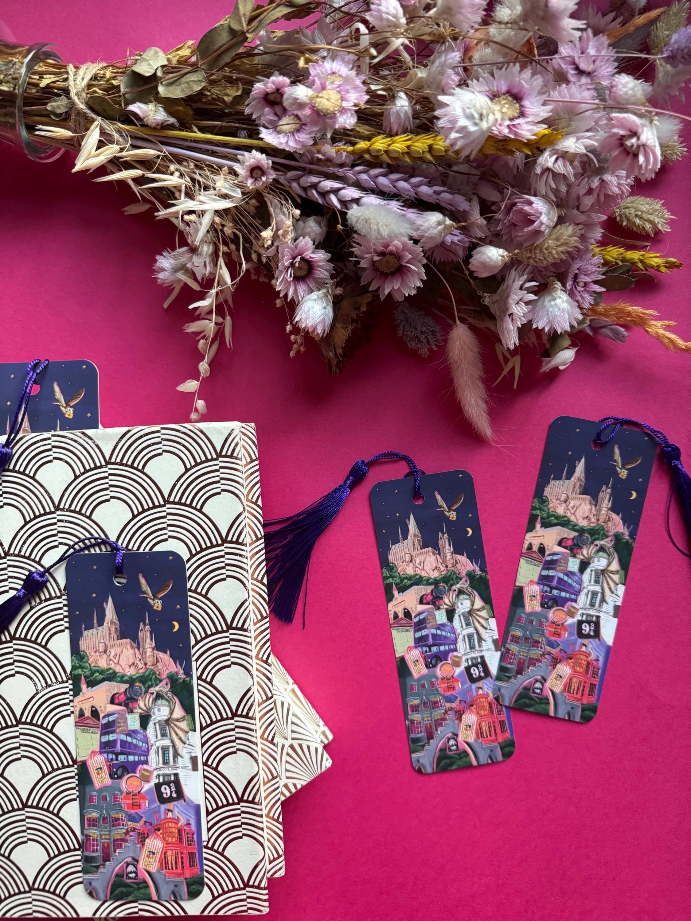 Wizarding World of Harry Potter, Book Lover Art, Fantasy Bookmark ...