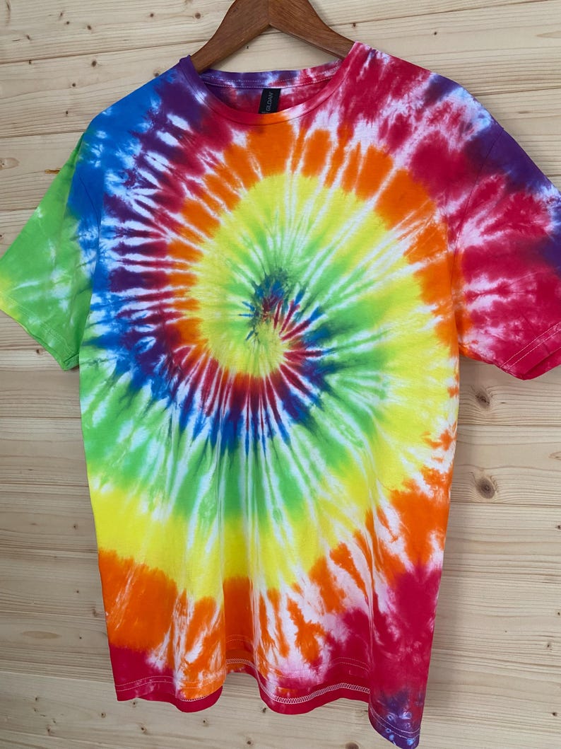 Rainbow Pinwheel Tie Dye Shirt - Vibrant Spiral Unisex T-shirt ...