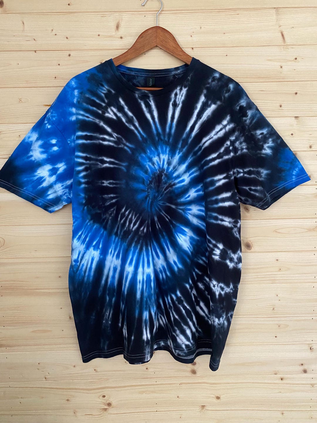 Duke Blast Spiral Tie Dye T-shirt – Handmade Blue Black White Design ...