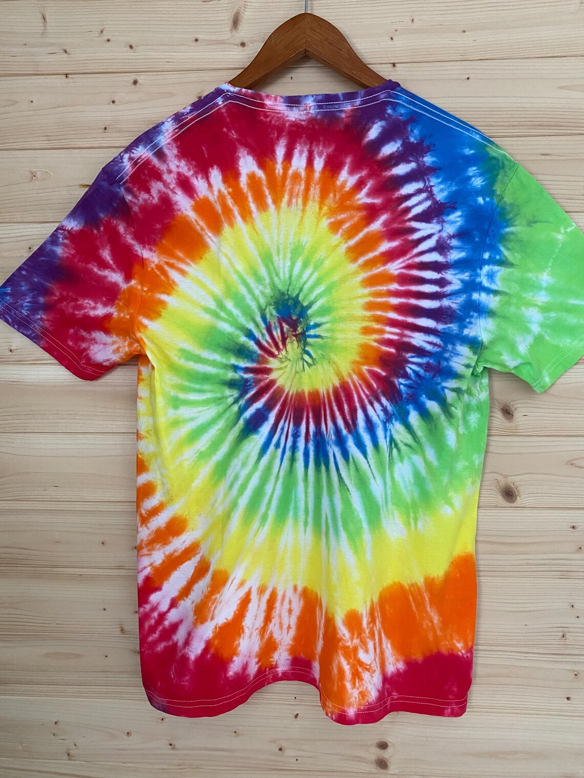 Rainbow Pinwheel Tie Dye Shirt - Vibrant Spiral Unisex T-shirt ...