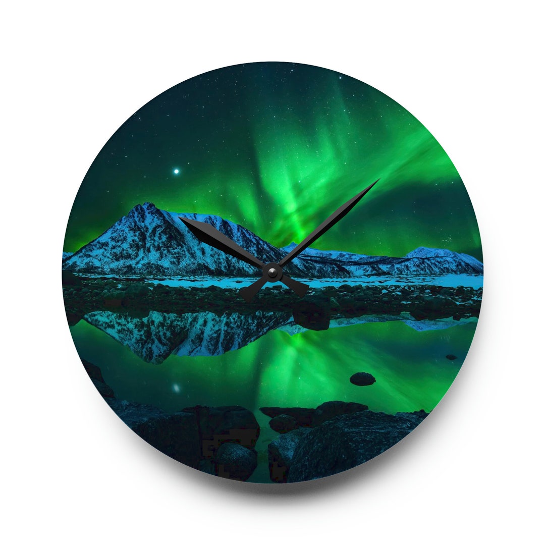 Arctic Northern Lights Wall Clock, Tranquil Night Skies - Etsy