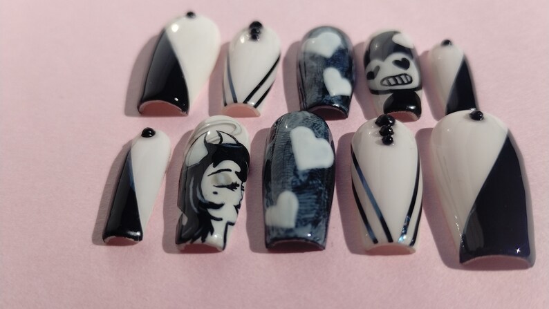 Bendy Anime Nails - Etsy