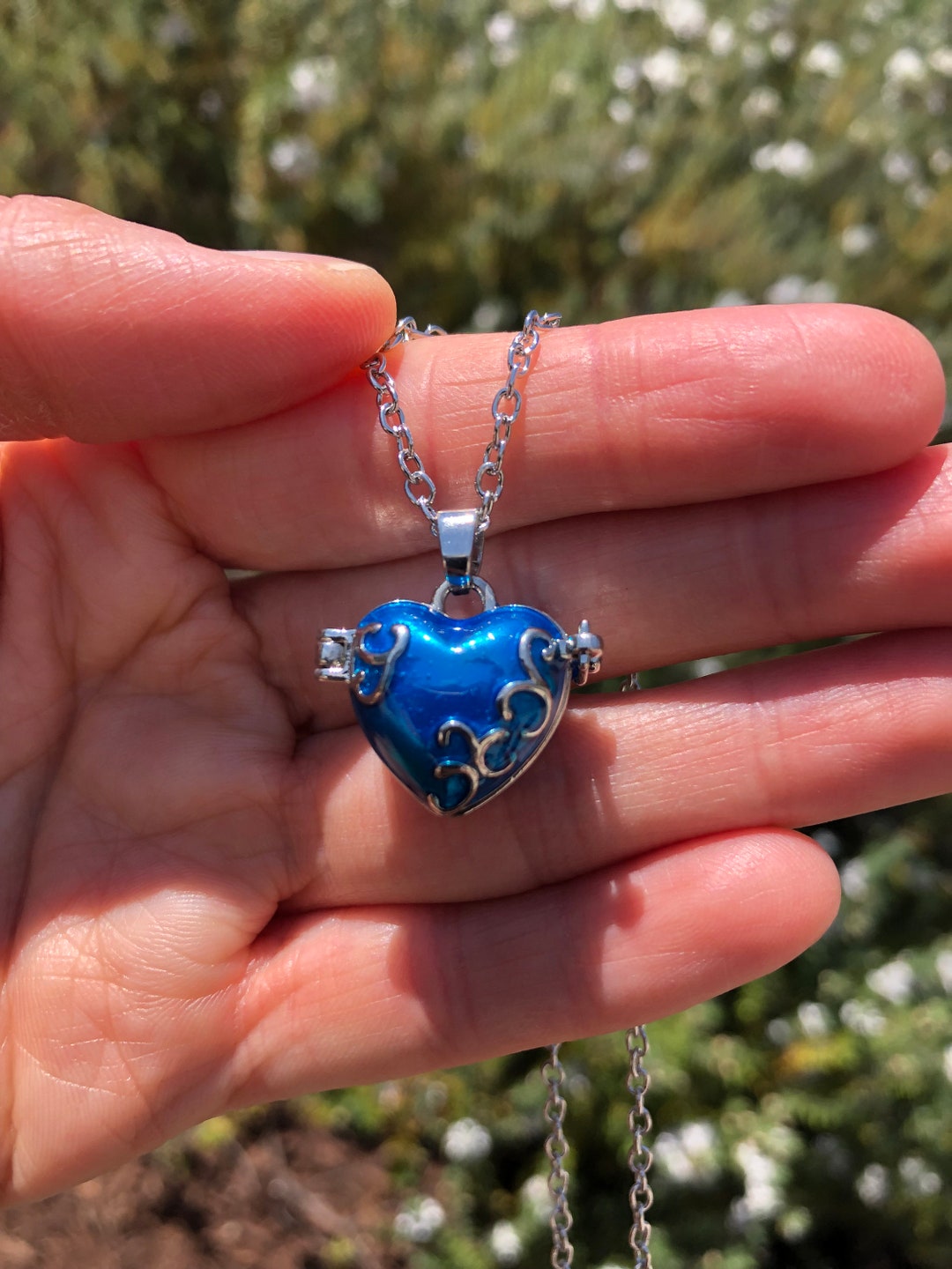 Openable Blue Love Heart Locket Pendant Necklace, Jewelry Gift for Her ...