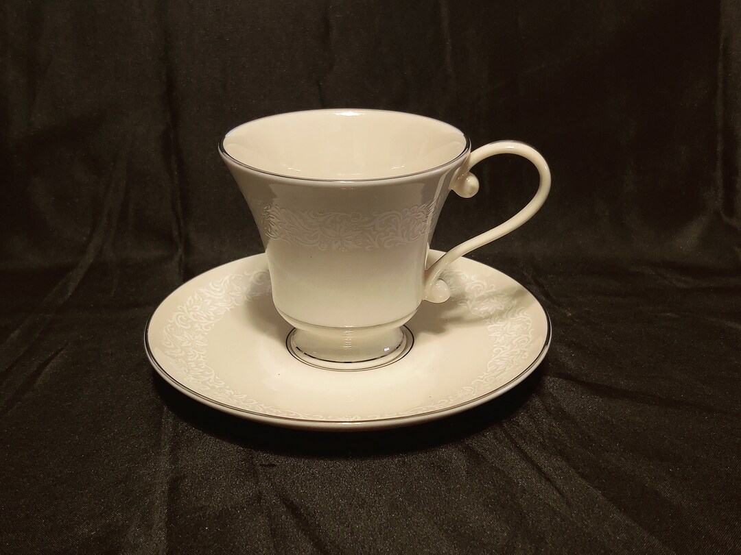 Pickard China Brocade Pattern Tea Cup and Saucer Set - Etsy