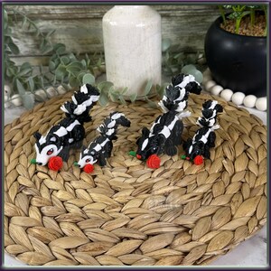 Cute Skunk - 3d Printed - Cinderwing Design - Articulated Rose Novelty ...