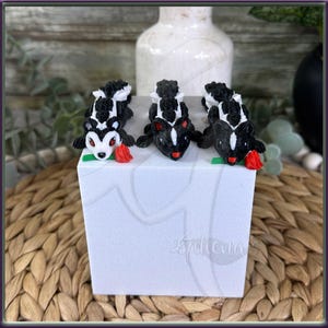 Cute Skunk - 3d Printed - Cinderwing Design - Articulated Rose Novelty ...
