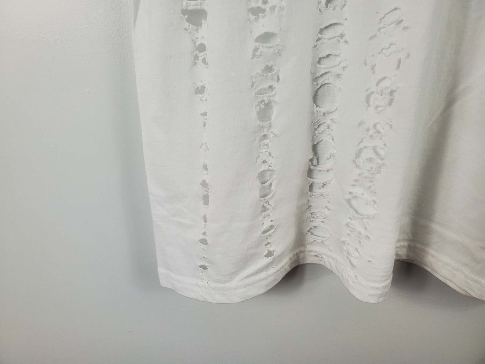 Distressed T-shirt, Trendy Ripped Vintage Look Shirt, Distressed Top ...