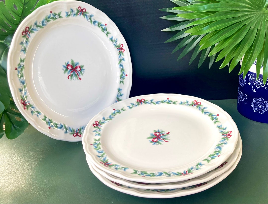 Vintage Set of 4 Red Ribbons Holiday Christmas Pfaltzgraff Dinner ...