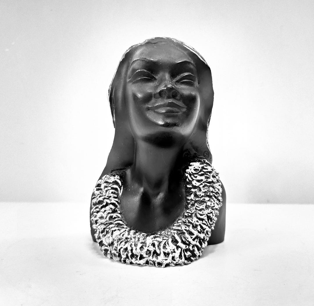 Vintage Black Coral Leialoha Sculpture by Frank Schirman, Hawaiian ...