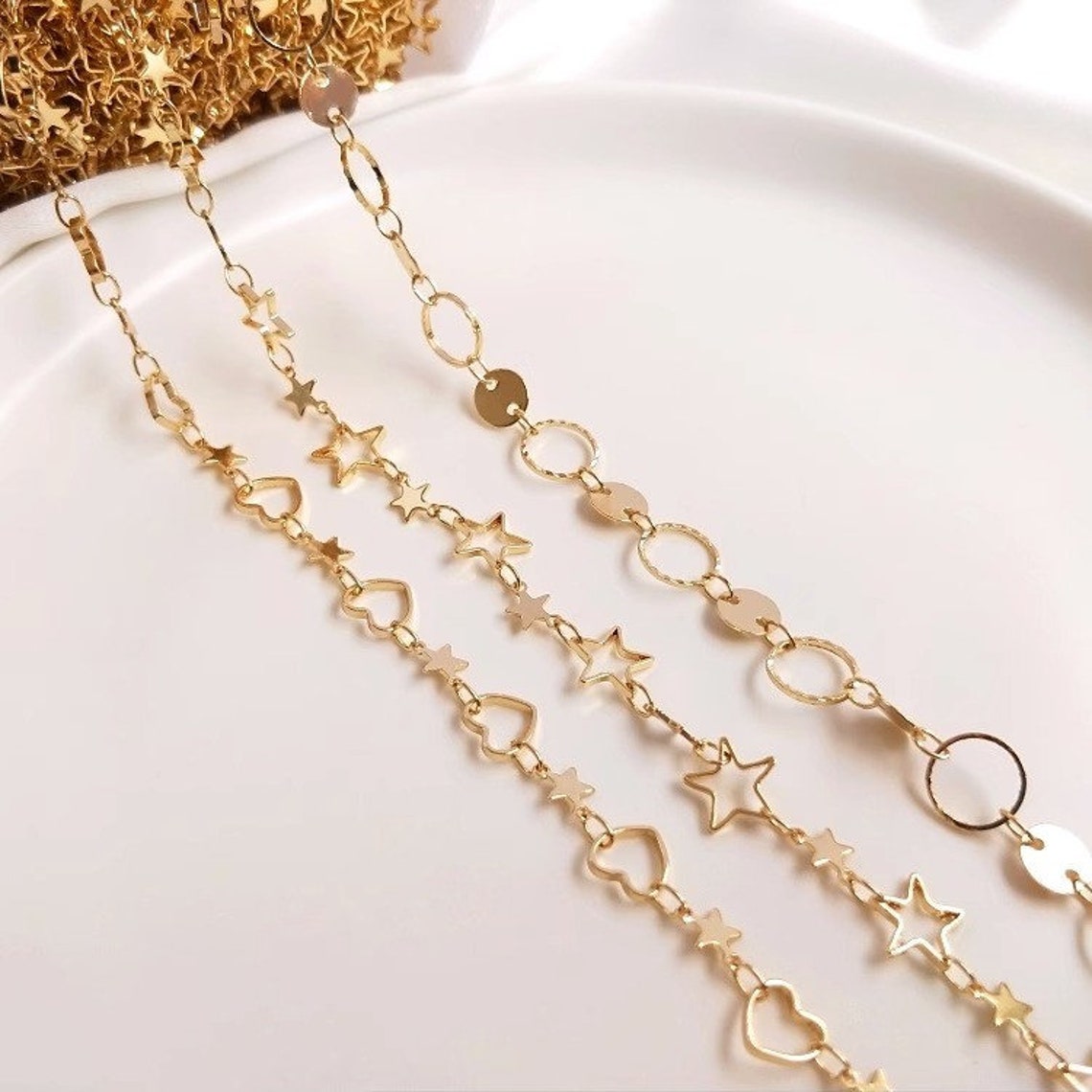 1M+,14K Gold, Handcrafted Chain, Pentagonal Star/heart Shaped/circular ...