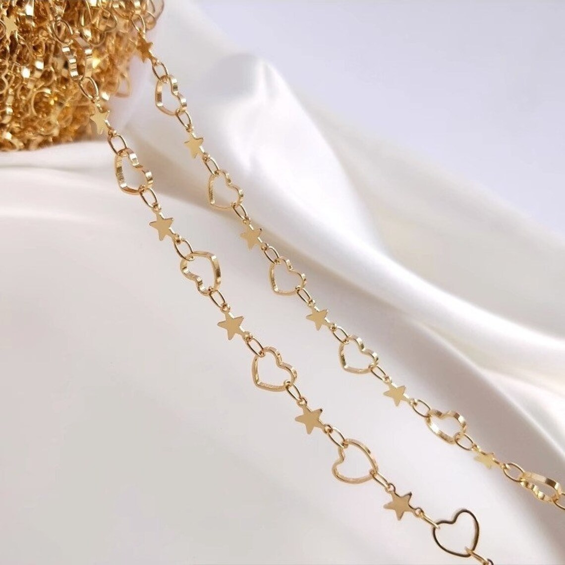 1M+,14K Gold, Handcrafted Chain, Pentagonal Star/heart Shaped/circular ...
