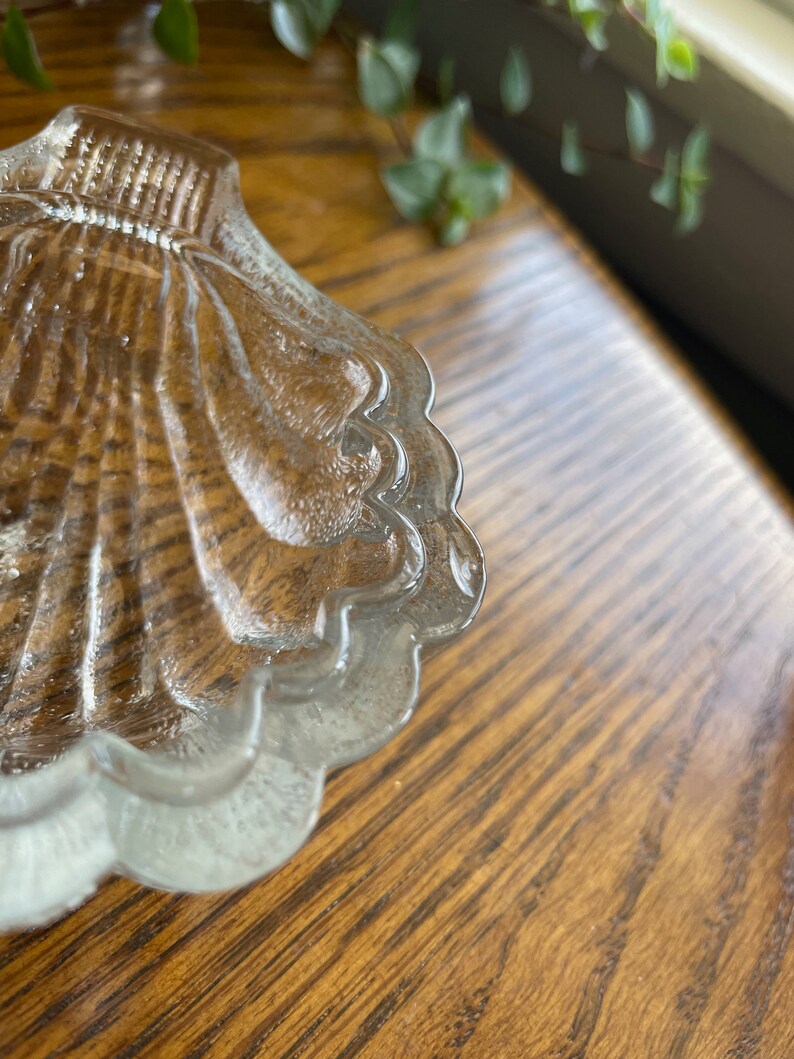 Vintage Glass Shell Trinket Box - Etsy