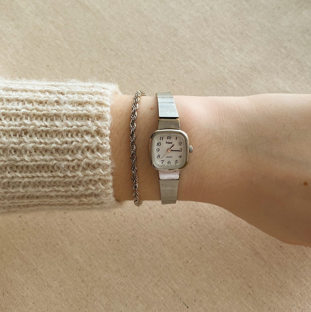 Vintage Pulsar Ladies Watch Dainty Watch Simple Classic Chic Watch ...