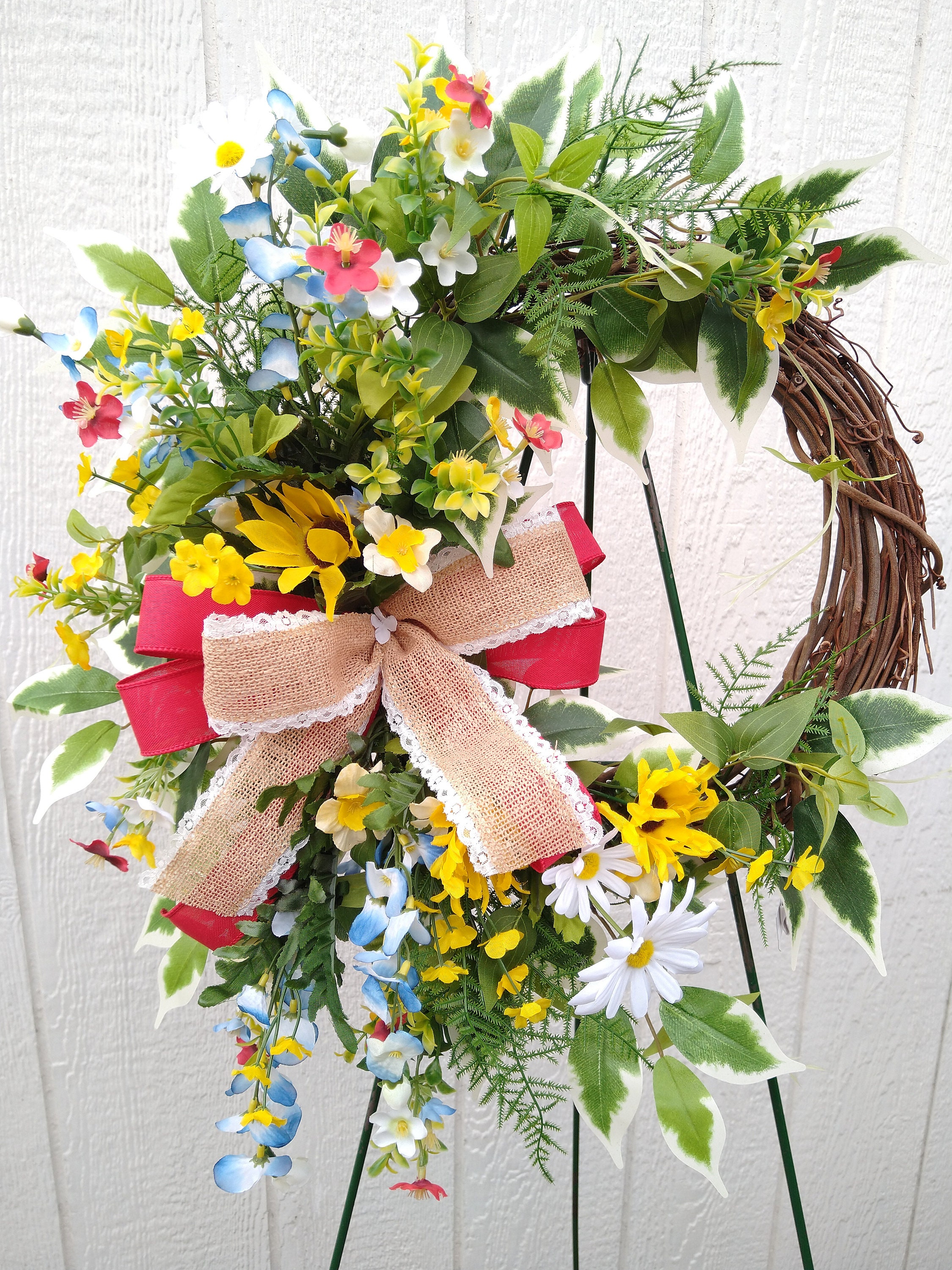 Texas Wildflower, Daisies and Clematis With Bow - Etsy