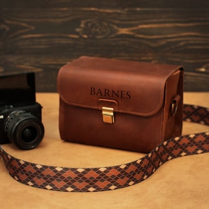 Brown Protect Camera Case With Soft Lining, Leather Camera Shoulder Bag ...