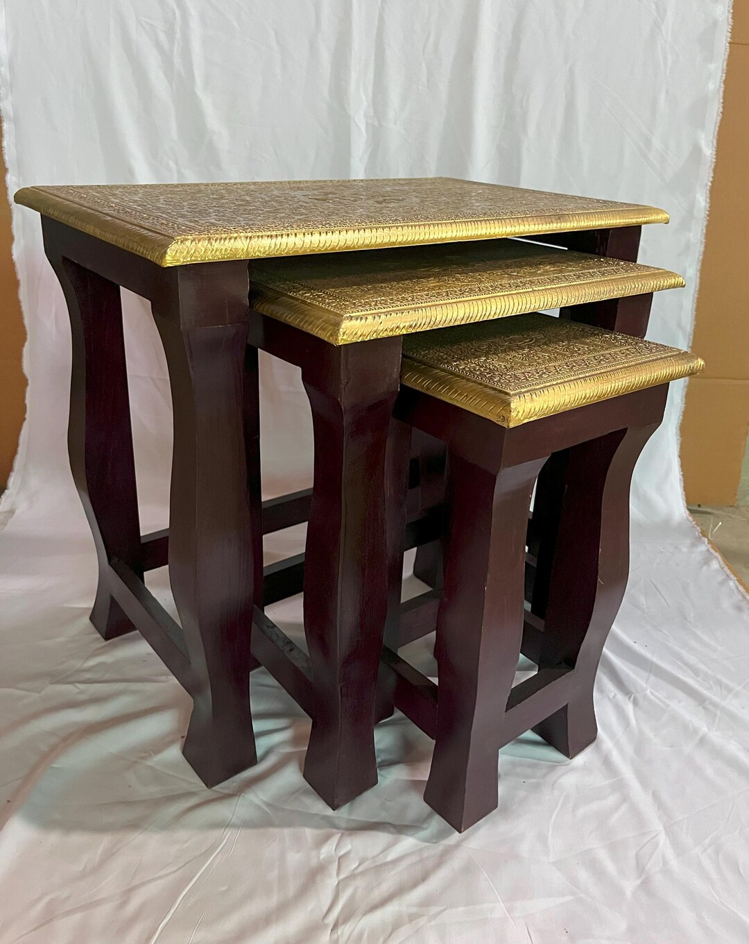 Hand-painted Indian Nesting Tables: Solid Wood & Brass Inlay, Set of 3 ...