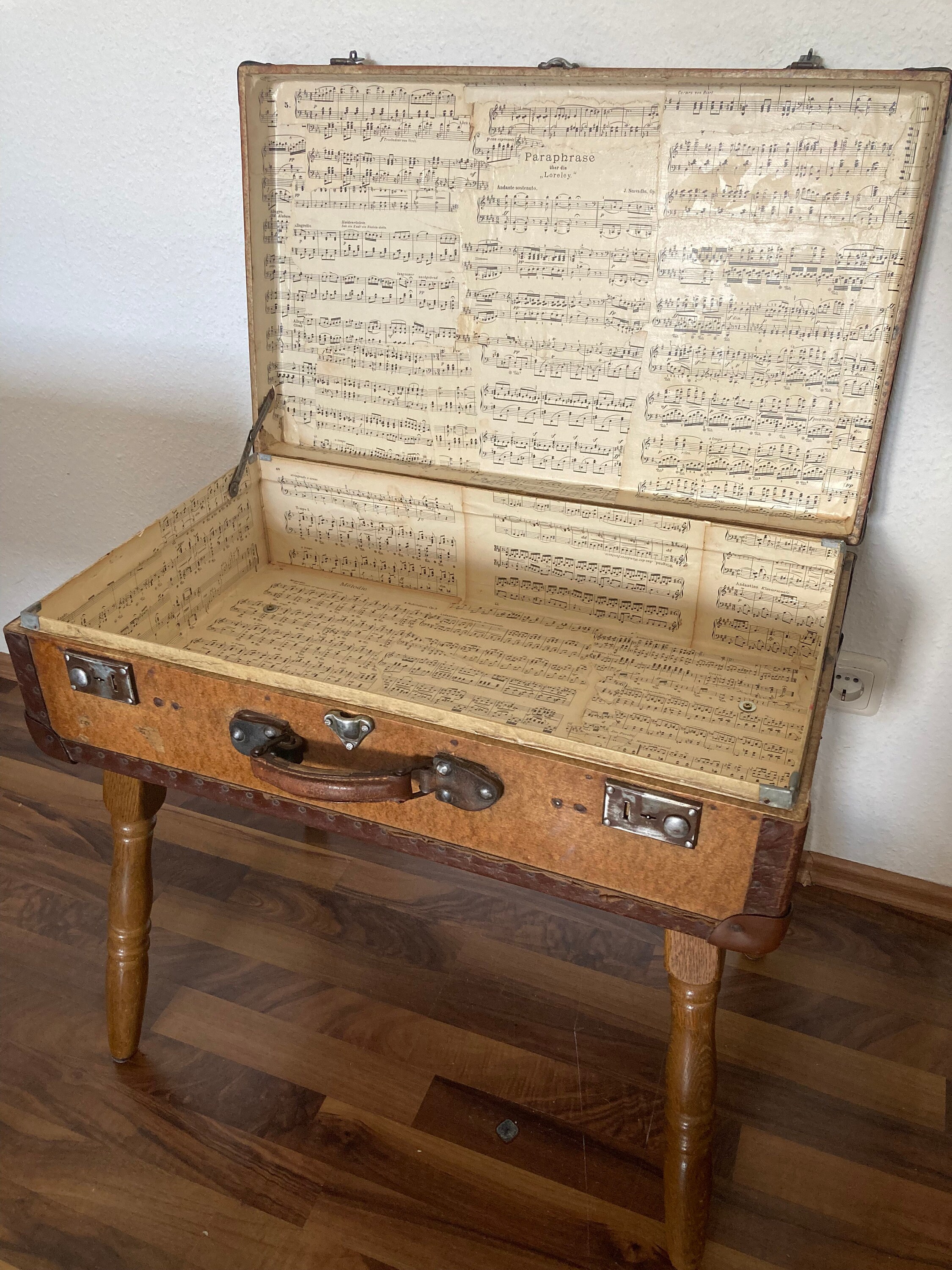 Upcycled Suitcase/table - Etsy