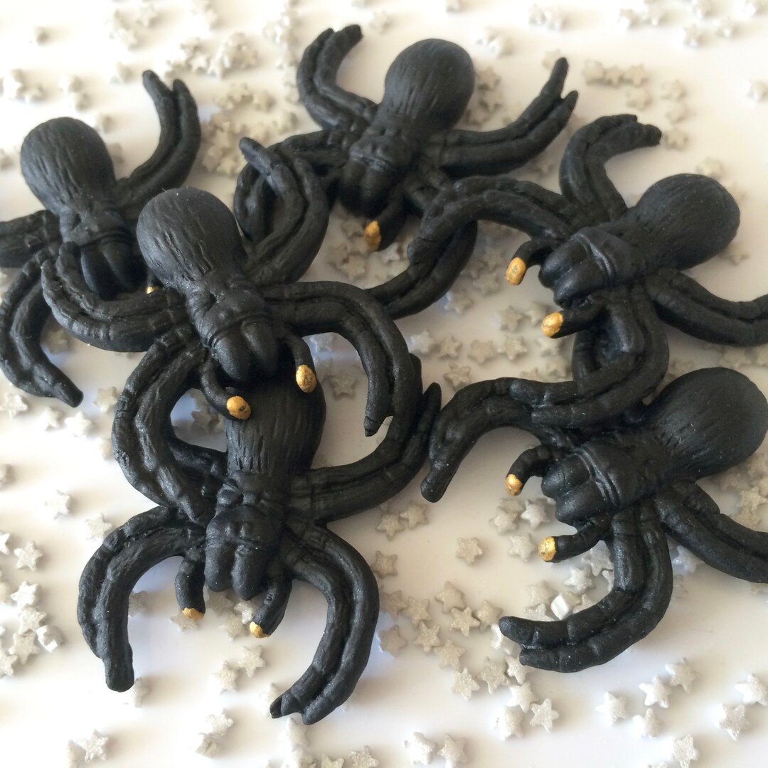 6 Edible Sugar Paste Spiders for Cakes - Etsy UK