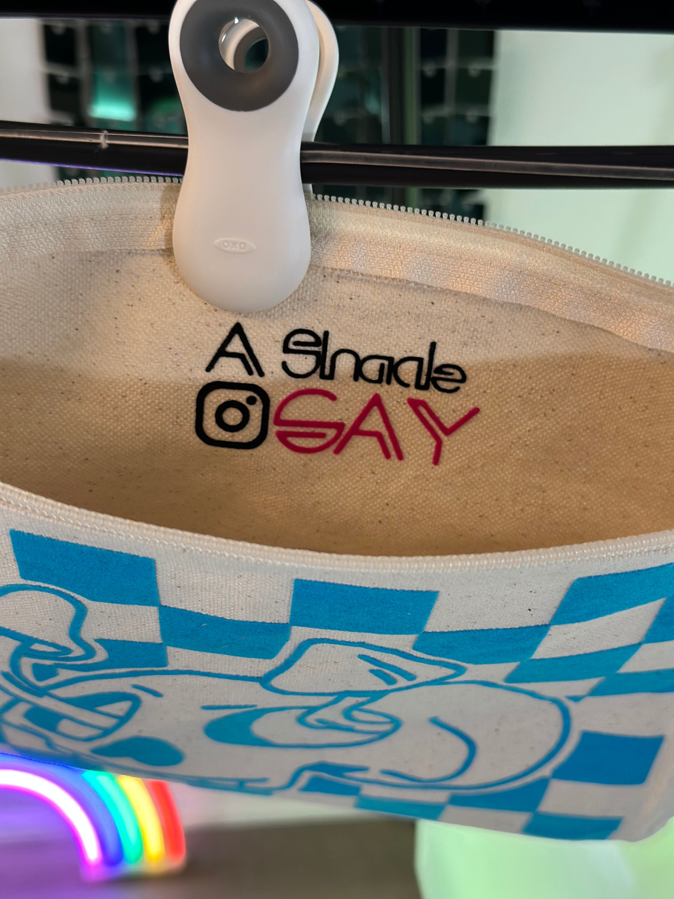 Inverted Bubble Ripple Optical Illusion Pouch - Etsy