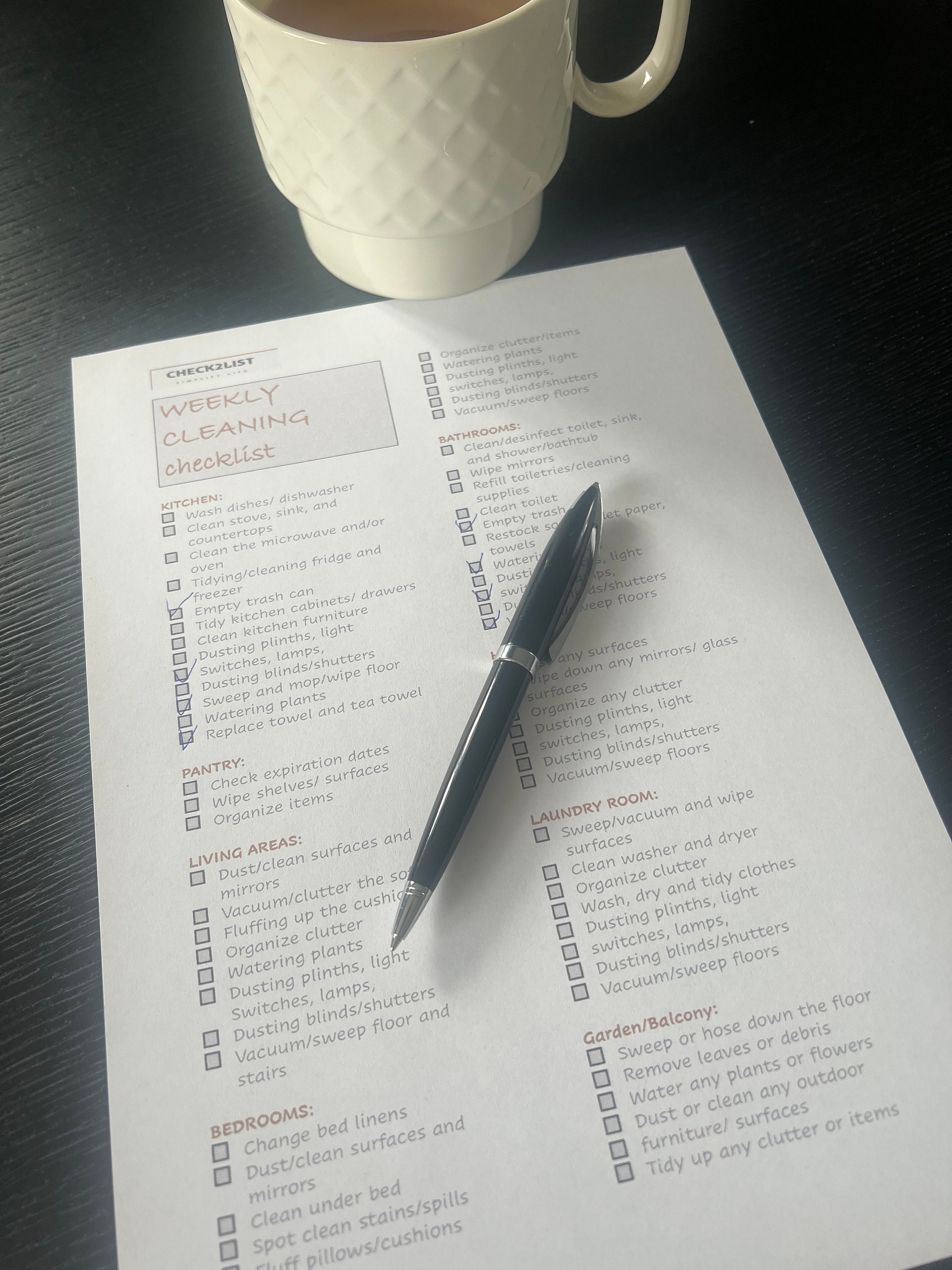 Printable Weekly Cleaning Checklist - Room-by-room House Cleaning ...