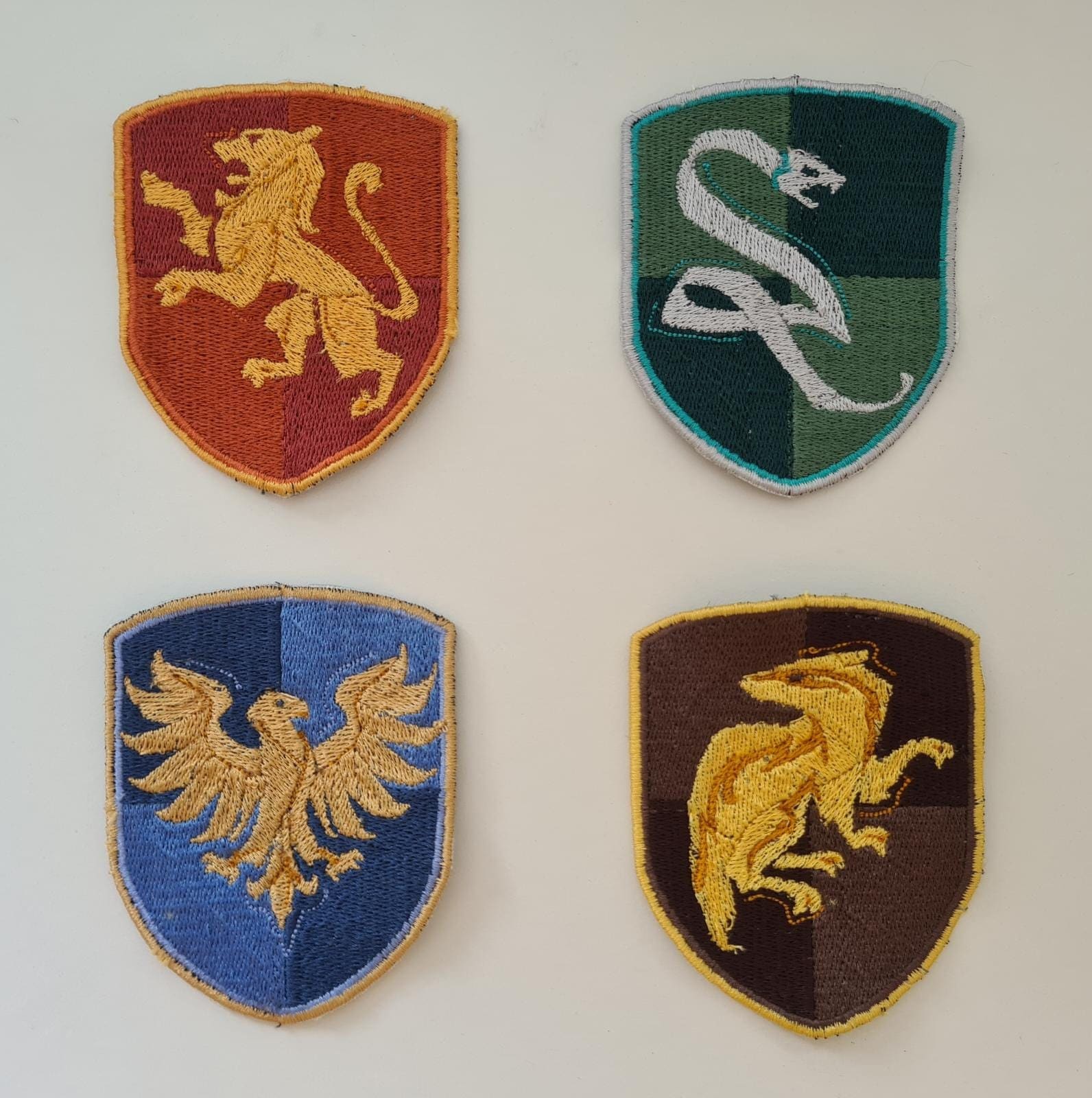 Wizard School Legacy House Robe Patches (cosplay) - Machine Embroidery ...
