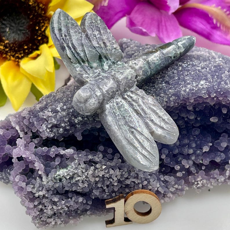 Hand Carved Crystal Dragonfly | Natural Stone 3D Dragonfly Figurine ...