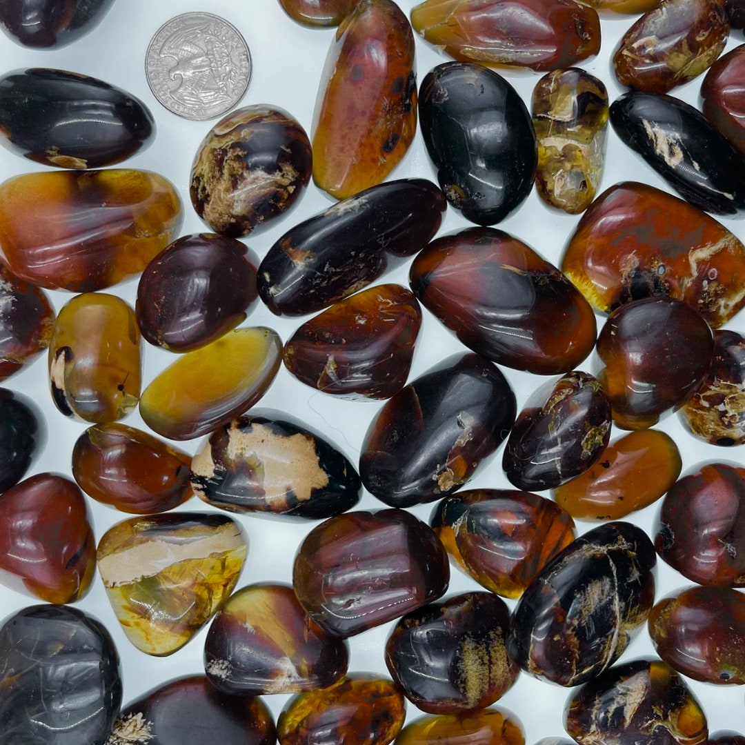 UV Fluorescent Sumatra Blue Amber Tumbles | Indonesia AAA+ | Healing ...