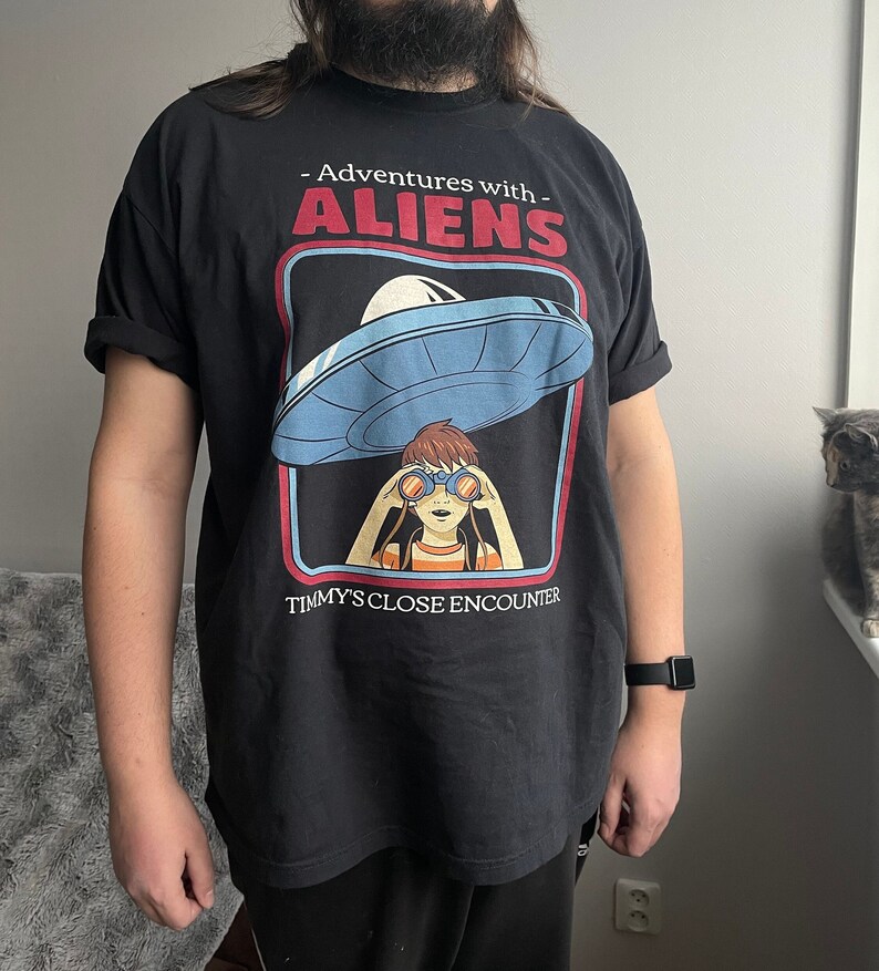 Vintage Inspired Comfort Colors Ufo Shirt, Retro Alien Shirt, Sci-fi ...