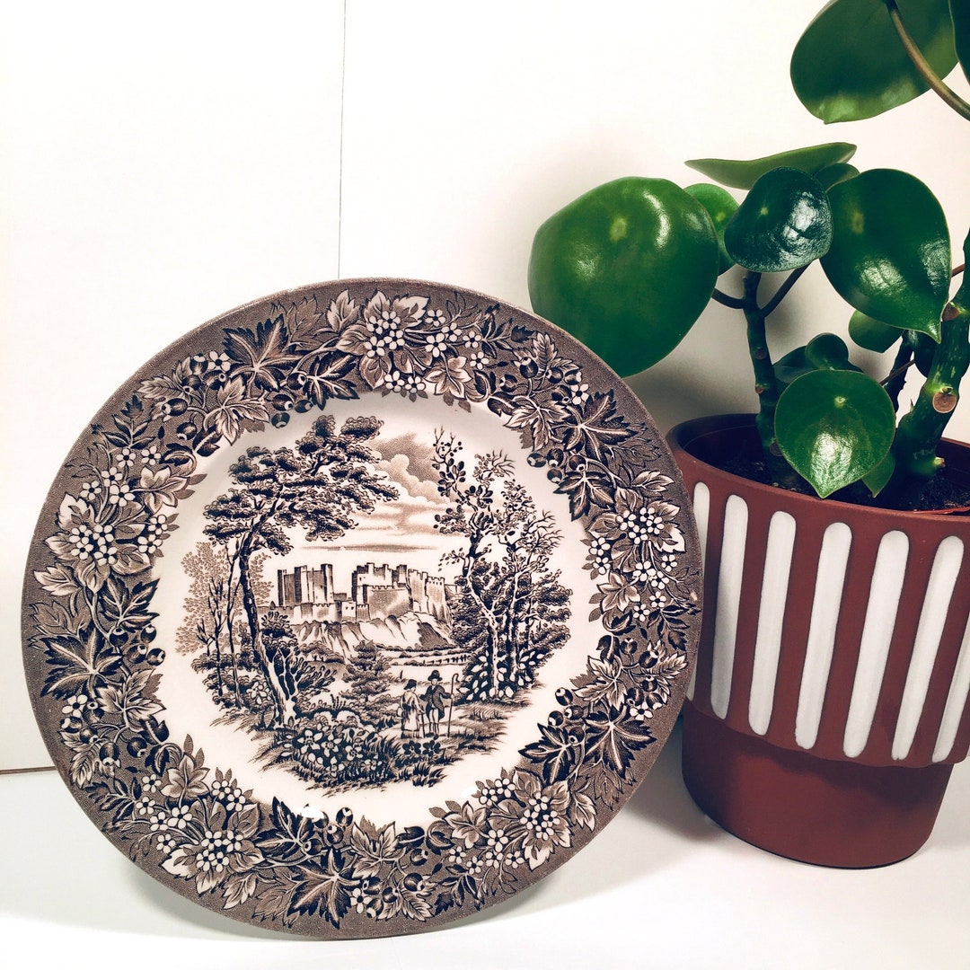 Dinner Plate Made by English Ironstone Tableware Limited Castles Series ...