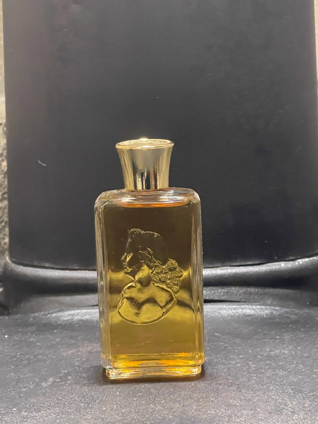 Full White Shoulders by Evyan (vintage Cologne) - Etsy
