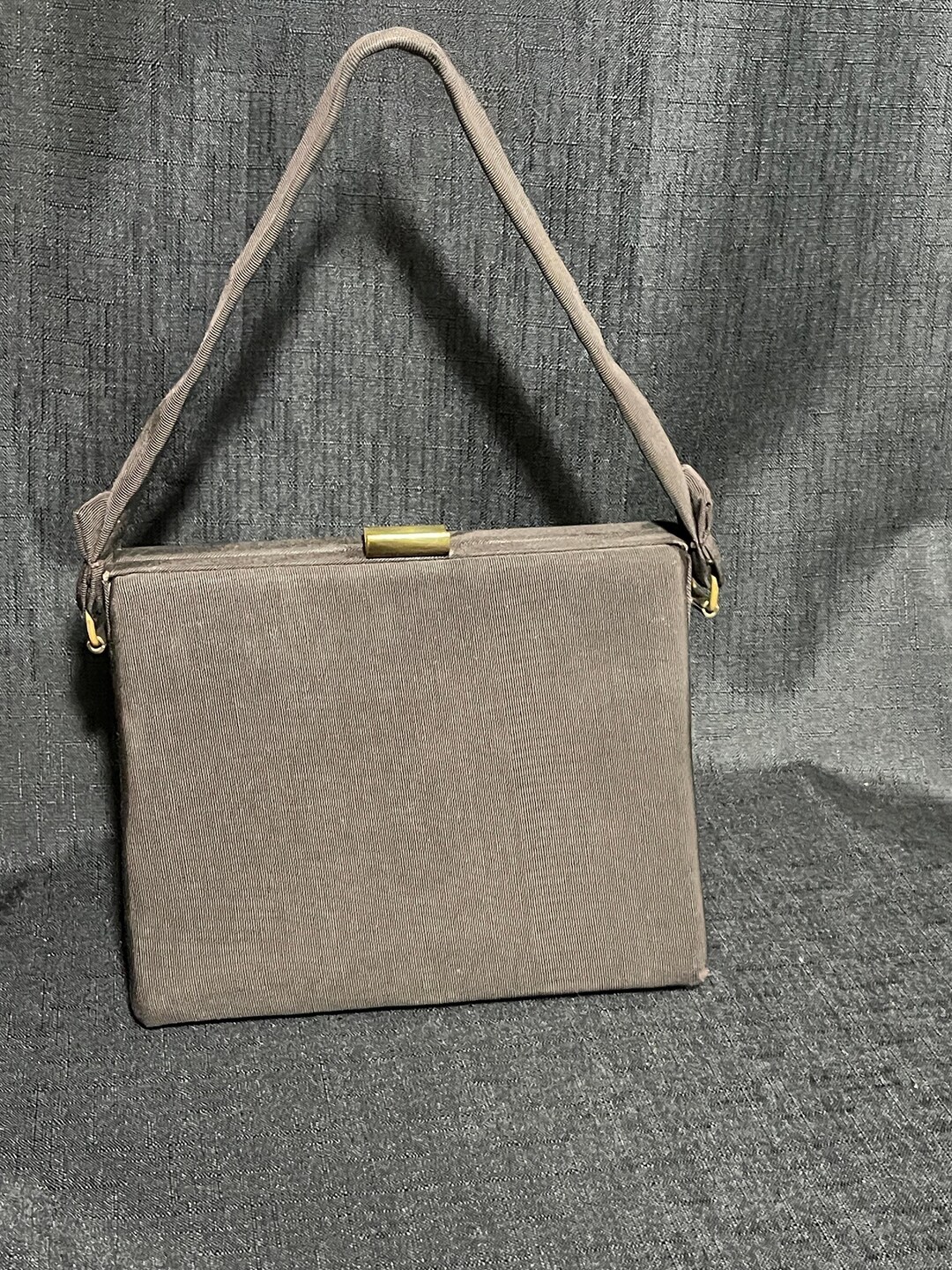 Vintage Ingber 1940s Satin Handbag W/ Gold-tone Clasp & Zipper Pocket ...