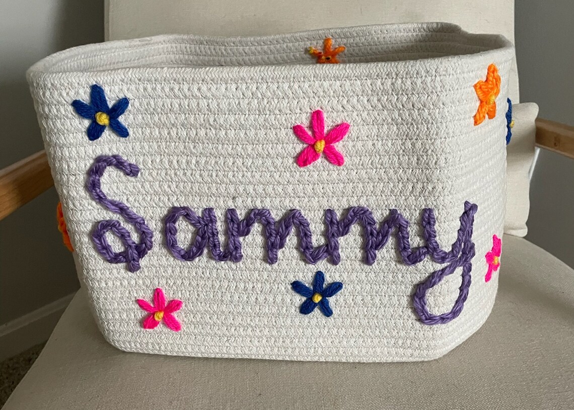 CUSTOM Name Basket With All Over DAISY Design - Etsy