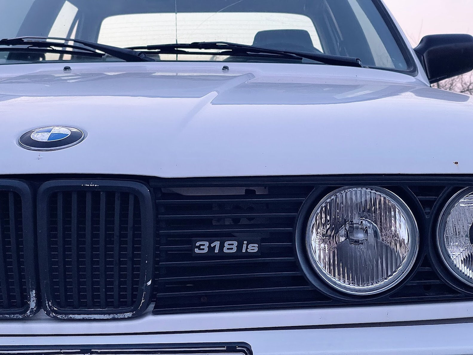 BMW E30 - Front Grill Emblems - Made by AutomotiveCultureSK - Etsy