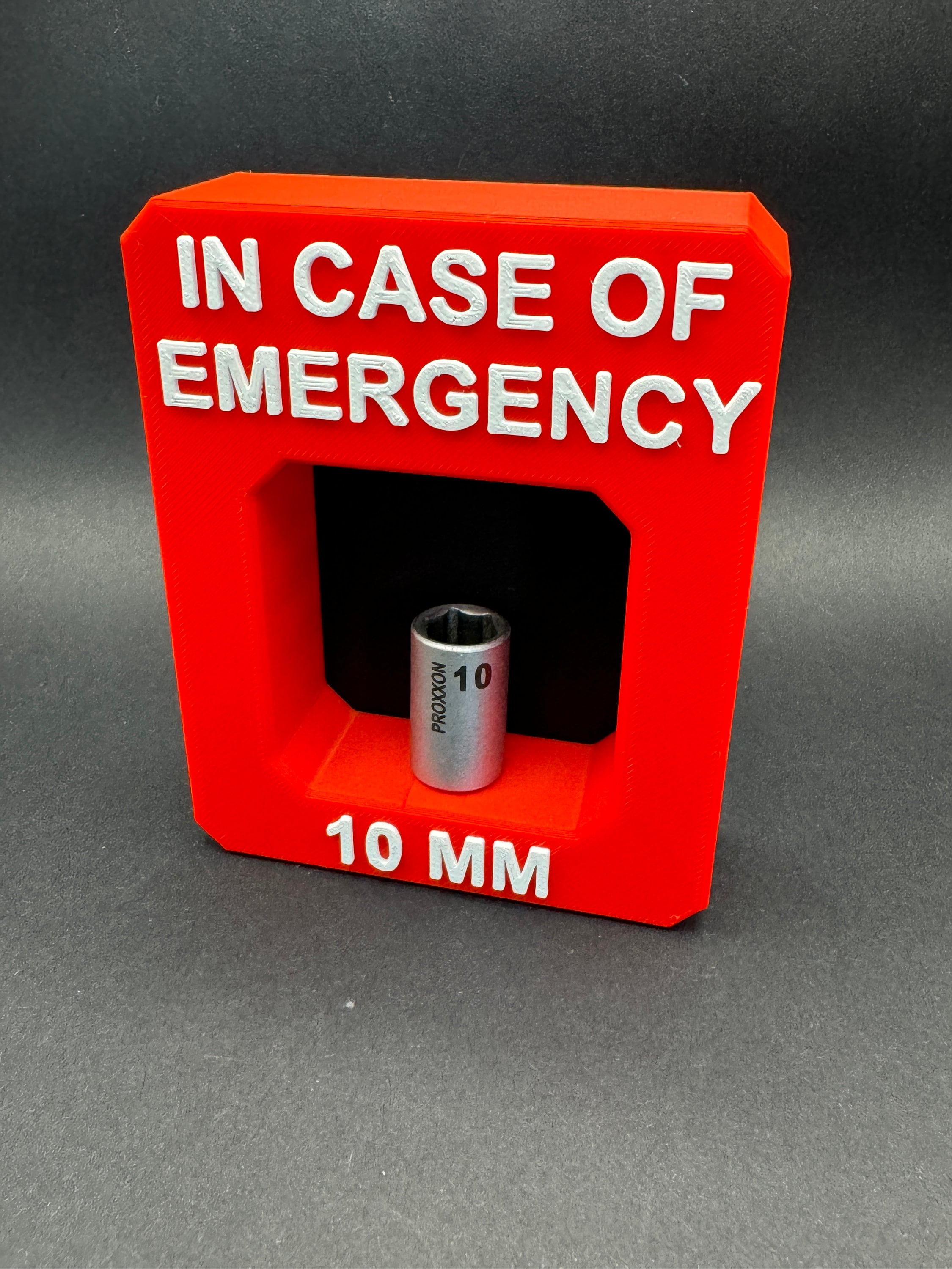 Wallart - in Case of Emergency - Socket Workshop Gadget - Perfect Gift ...